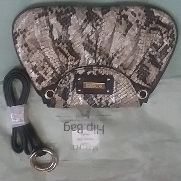 Miche | Bags | Miche Kasi Hip Bag Crossbody | Poshmark